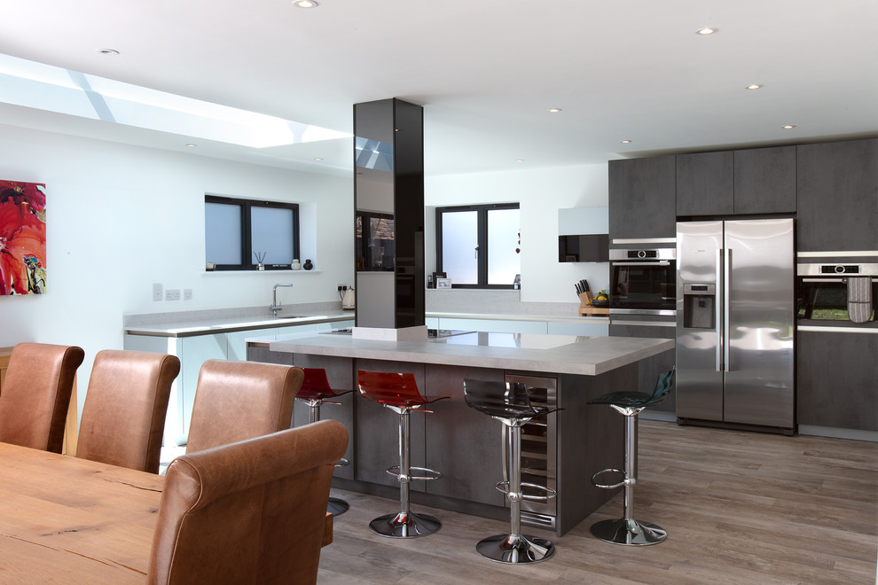 A large stylish house extension and refurb in Finchampstead - Modern ...