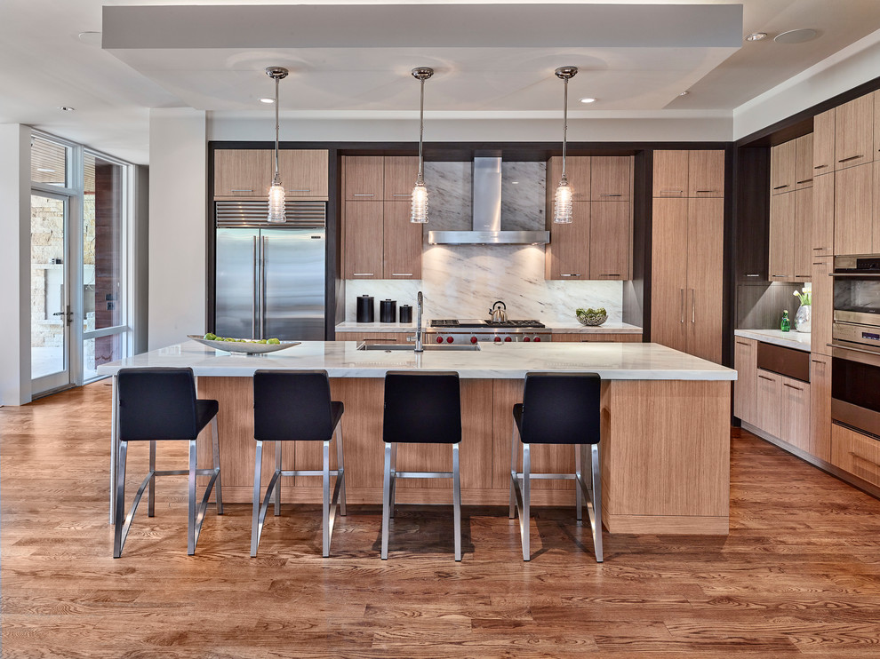 A Modern Marvel - Modern - Kitchen - Dallas - by Christina Garcia | Houzz