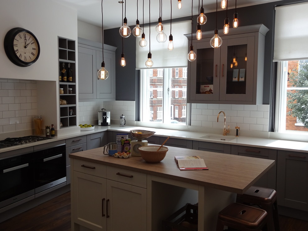 A newly installed traditional kitchen in an apartment! - Contemporary ...