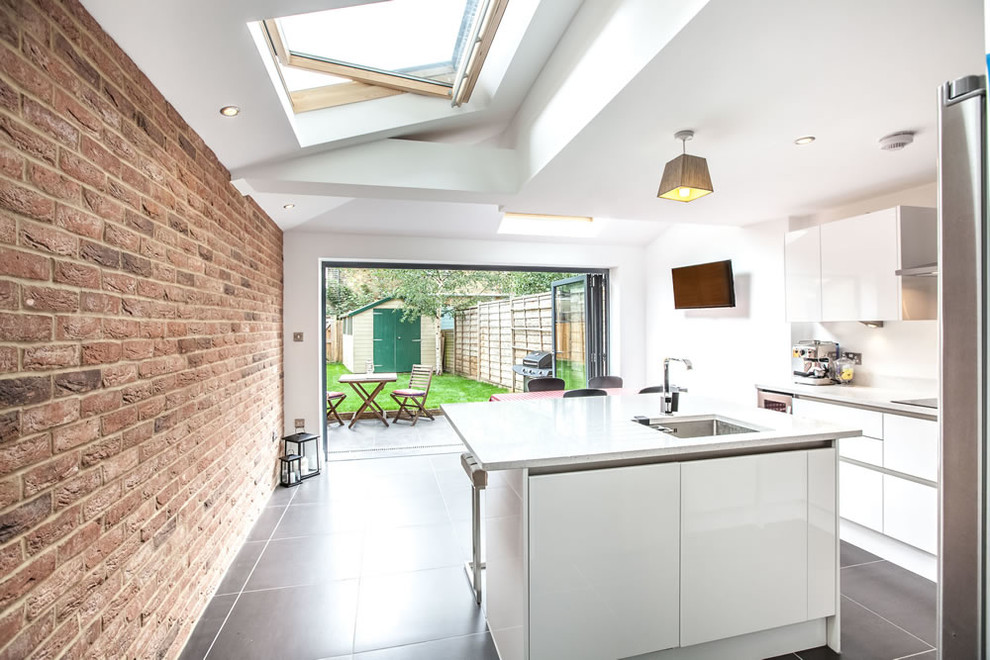 A Single-Storey Kitchen Extension in Twickenham by L&E - don't move ...