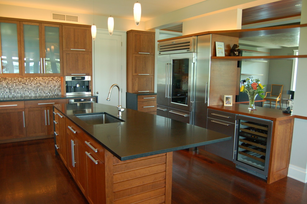 A Touch of Modern - Modern - Kitchen - New York - by Front Row kitchens ...