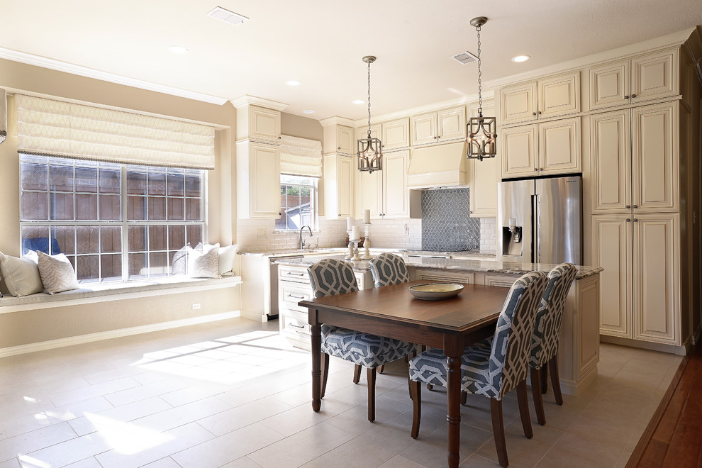 Abingdon Home Design - Classique - Cuisine - Dallas - par J Wiley ...