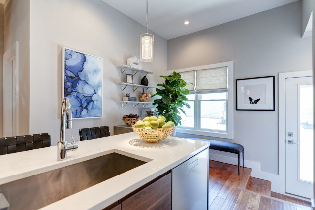 Abstract art and floating marble shelves - Modern - Kitchen ...