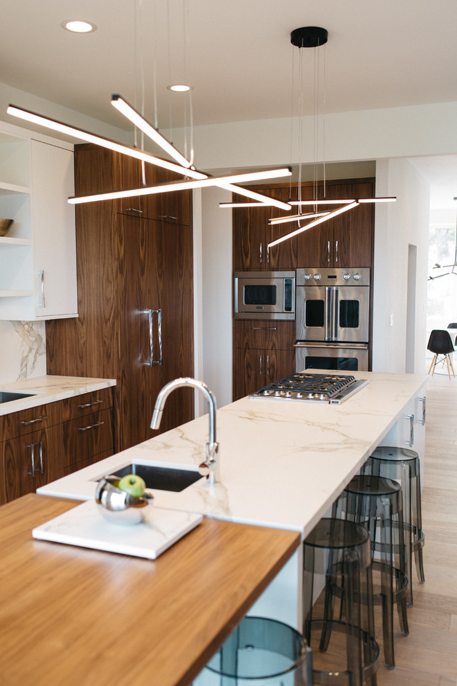 Adonis Drive - Modern - Kitchen - Seattle - by Brian David Roberts ...