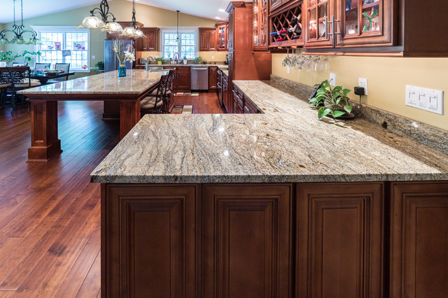 African Rainbow Granite Kitchen - Classique - Cuisine - Boston - par ...