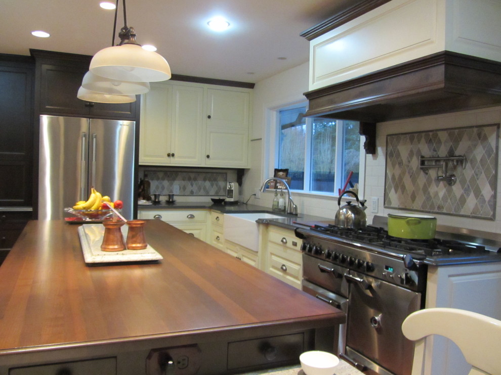 Aldergrove Country Kitchen with Face Frame Cabinetry - Traditional ...