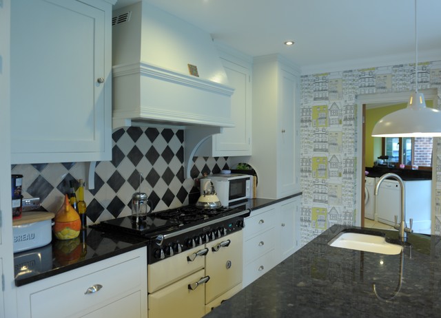 Alexanders Kitchen in Chesterfield - Modern - Kitchen - London - by ...