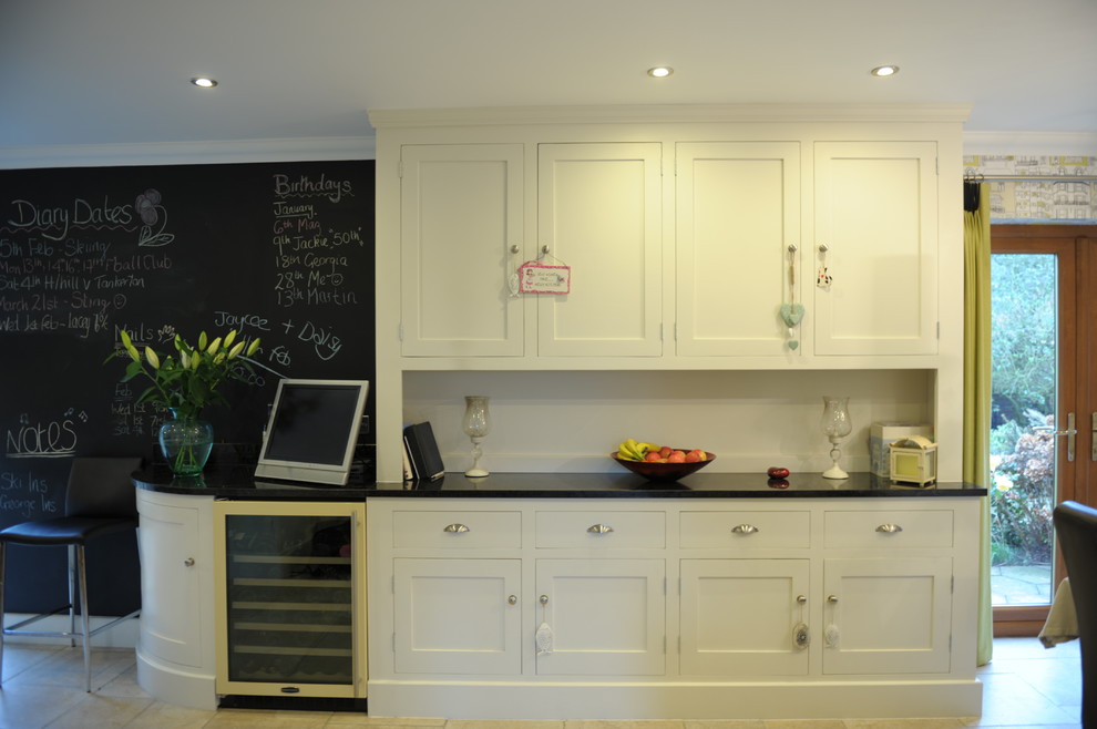 Alexanders Kitchen in Chesterfield - Modern - Kitchen - London - by ...