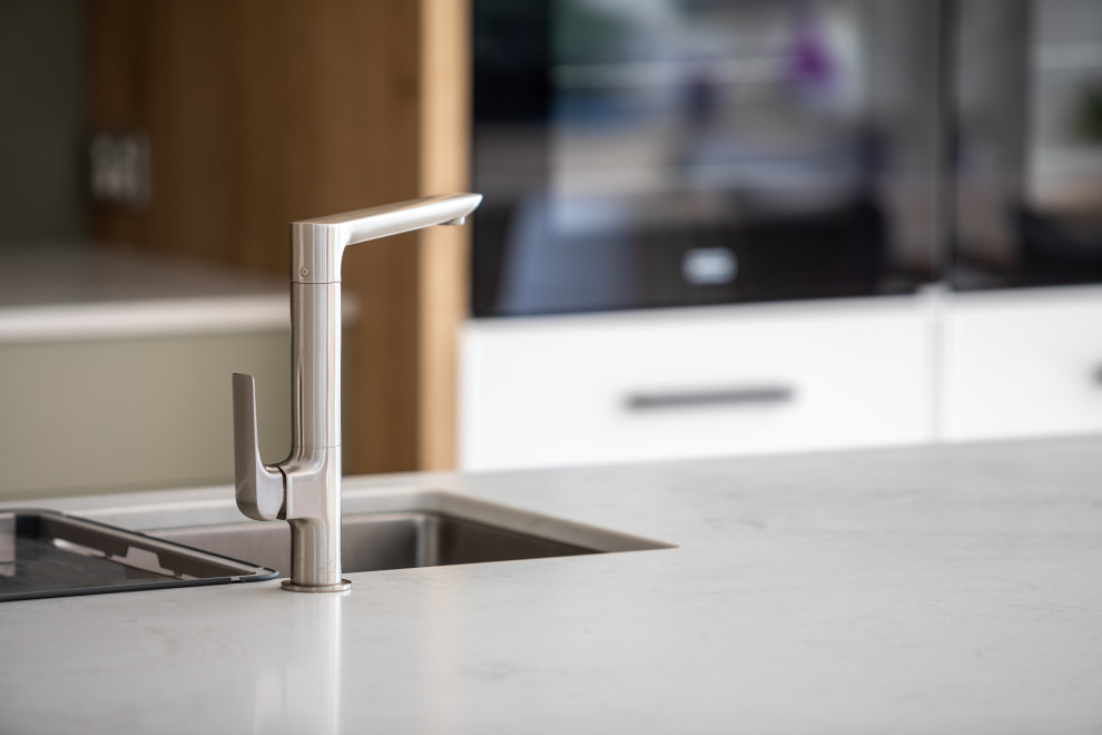 All the Right Angles - Modern - Kitchen - Perth - by Lux Interiors | Houzz
