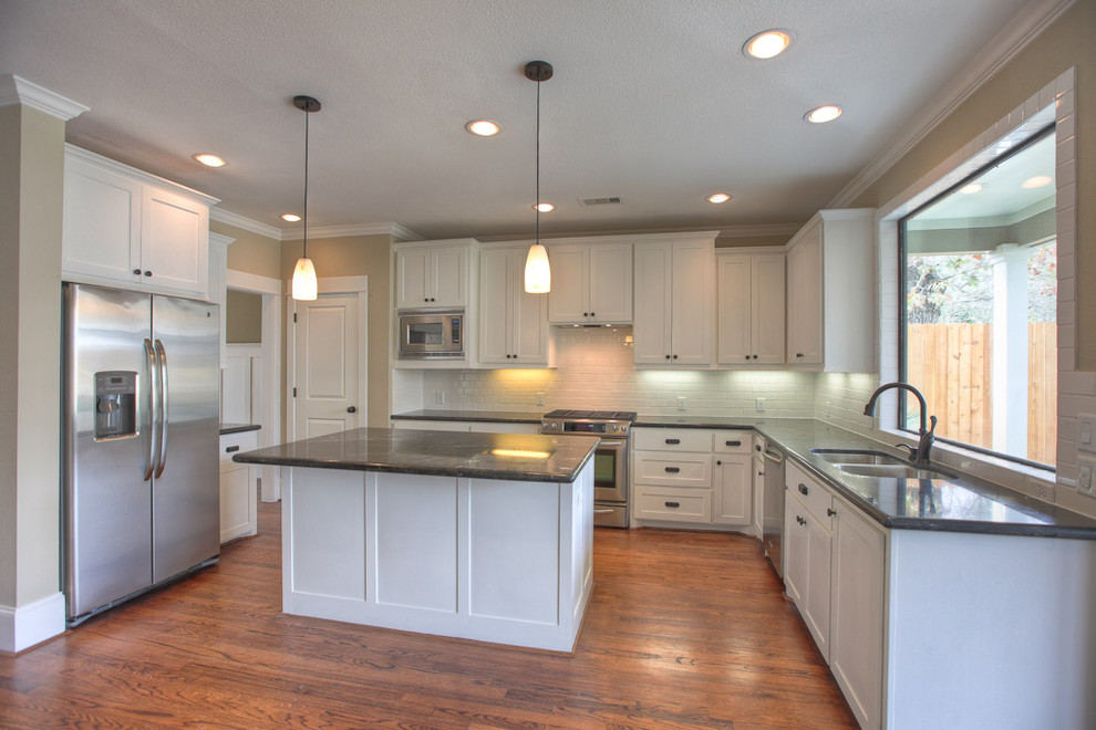 Alleanza Custom Homes Kitchens - Traditional - Kitchen - Houston - by ...