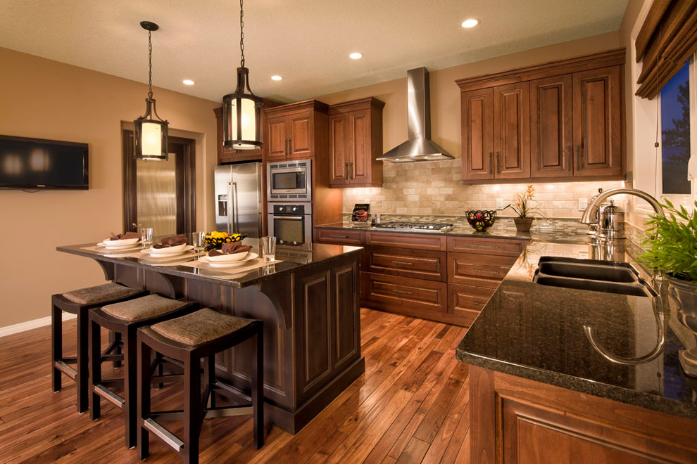 Amalfi - Contemporary - Kitchen - Calgary - by Albi Homes | Houzz