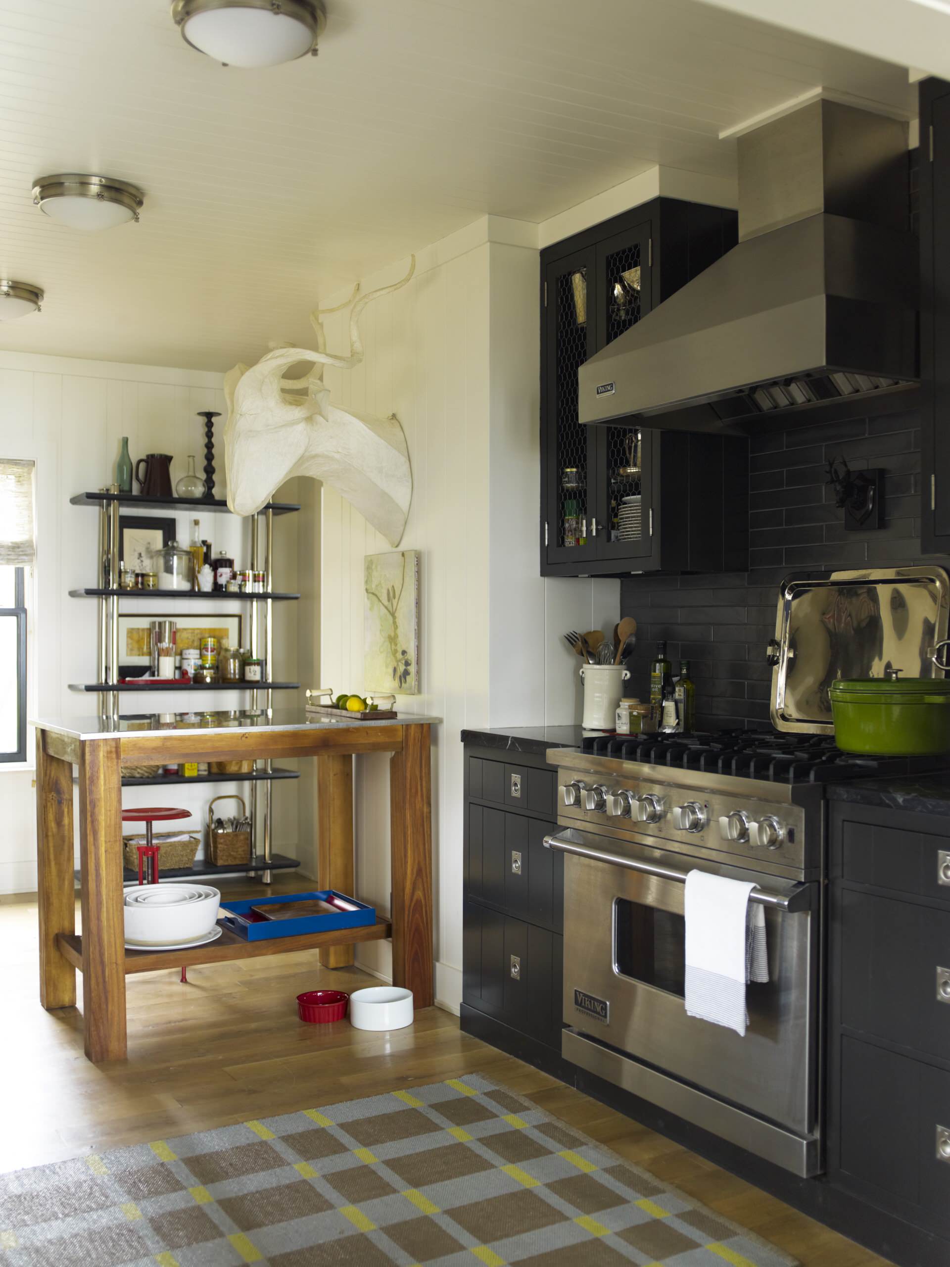 Thom Filicia Takes On a Fixer-Upper in 'American Beauty'