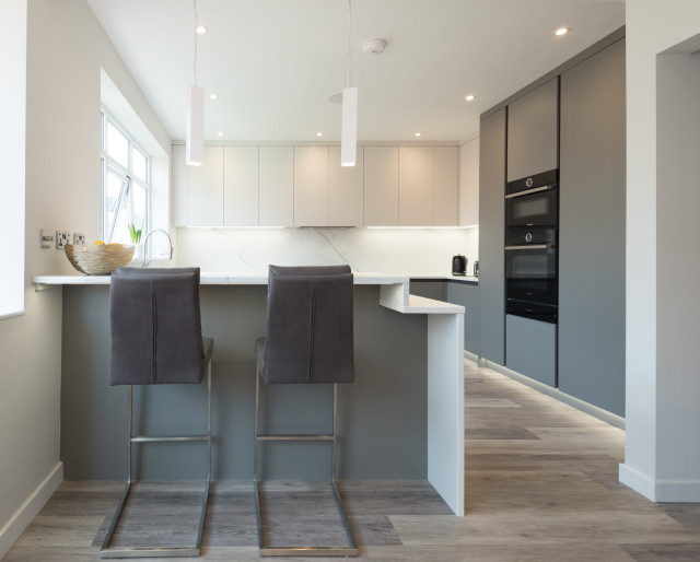 Ammonite & Moles Breath Handle-less Kitchen - Contemporary - Kitchen ...