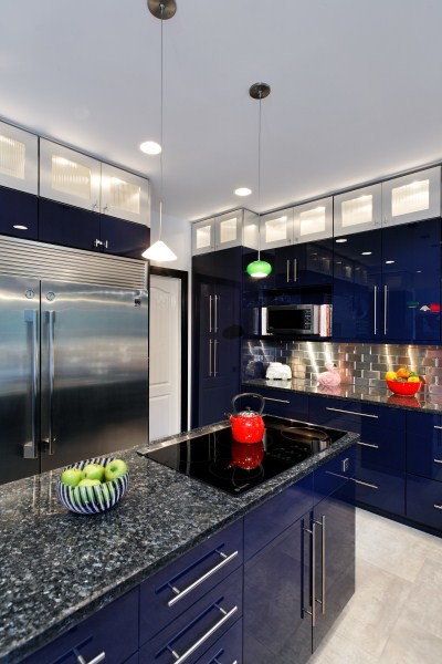 An Electric Blue Kitchen in Centreville - Contemporary - Kitchen - DC ...