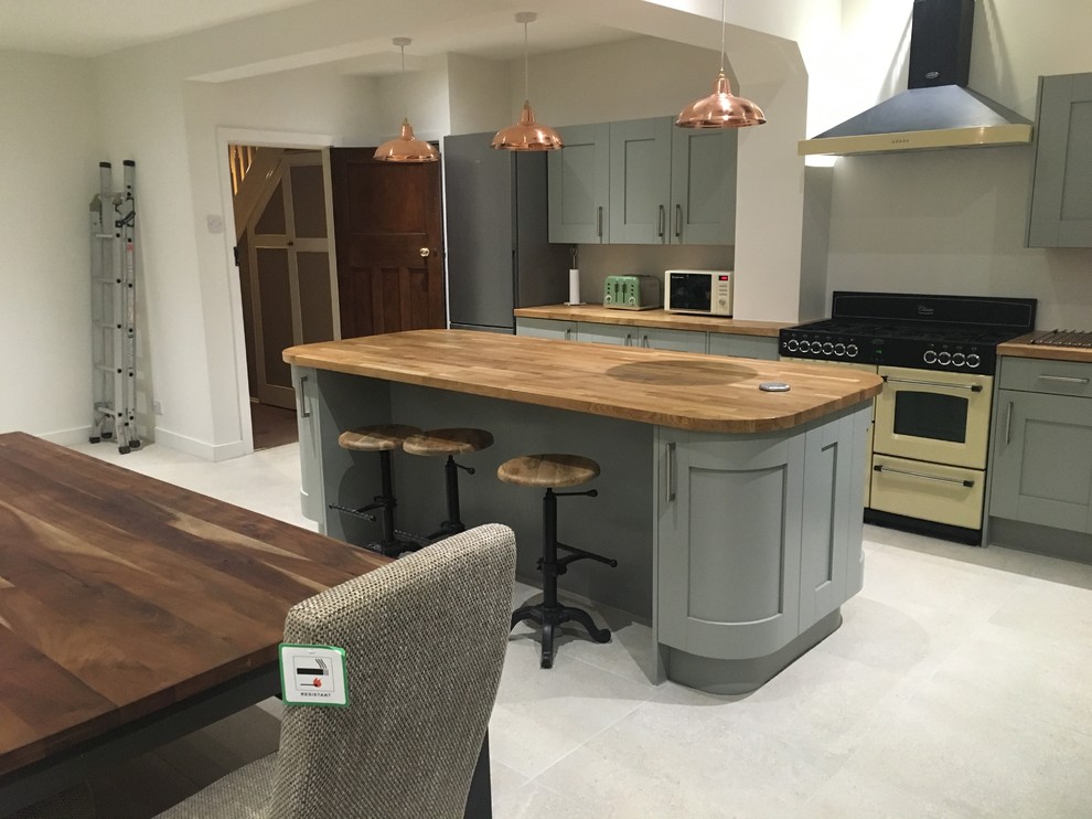 An Innova Linwood Sage Shaker Kitchen - Real Customer Kitchens ...