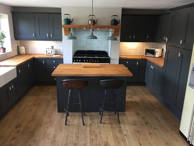 An Innova Norton Graphite Shaker Kitchen - Real Customer Kitchens ...