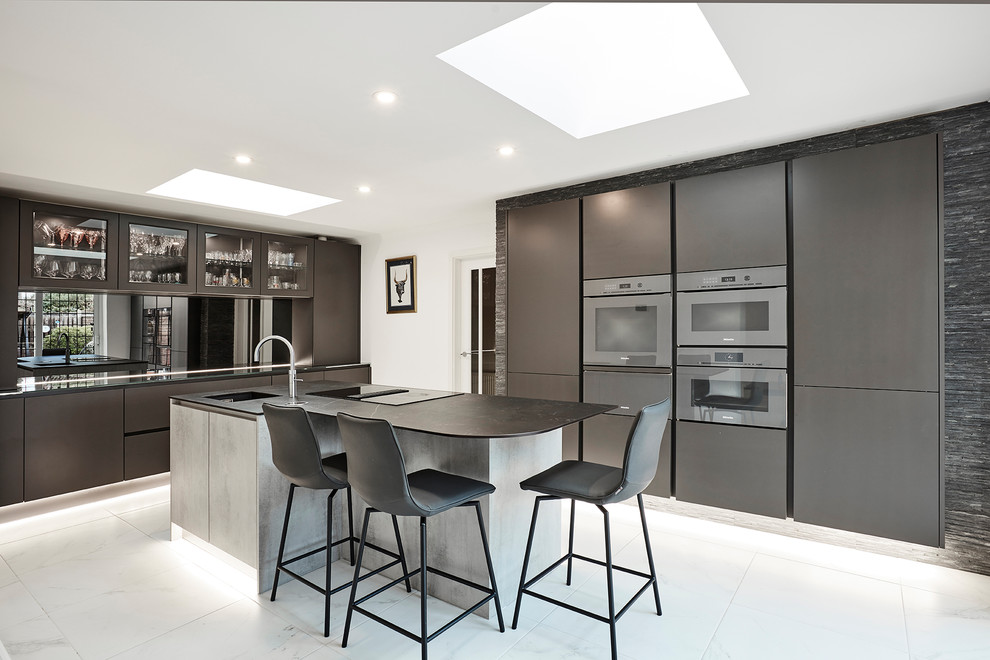 Anthracite & Concrete handle-less kitchen - Contemporary - Kitchen ...