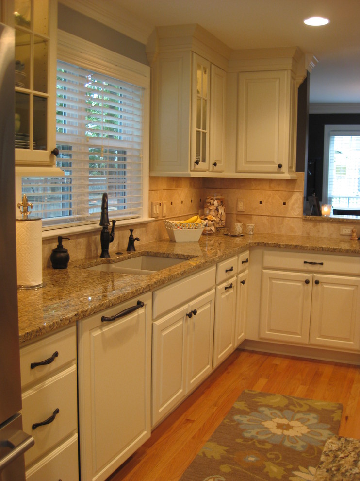 April Thompson kitchen - Traditional - Kitchen - Raleigh - by Superior ...