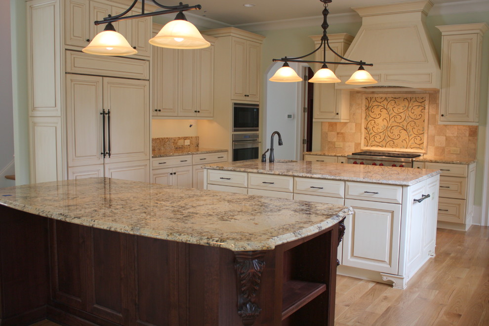 Arc. Aqu Kitchen - Traditional - Kitchen - Charlotte - by TILE ...
