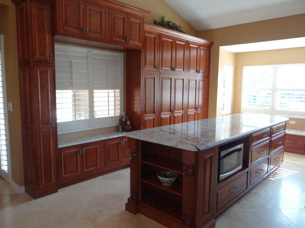 Architectural Interest - Traditional - Kitchen - Tampa - by Inndesign ...