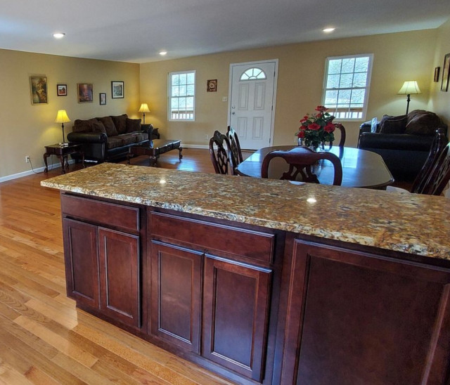 Arlington Maple Sienna Cabinets with Mascarello Granite - Traditional ...