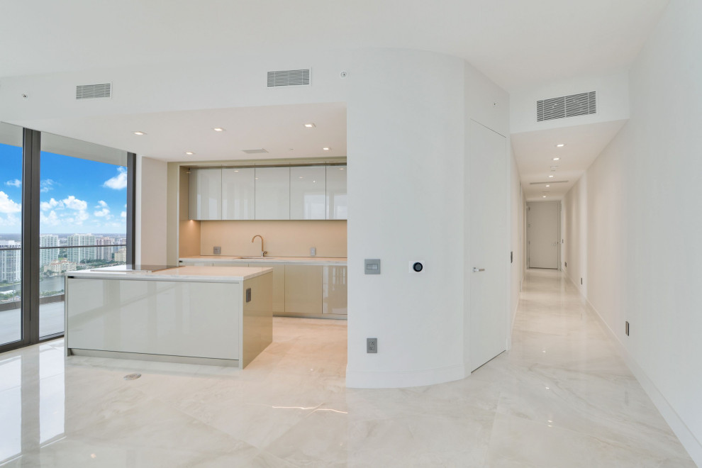 Armani - Modern - Kitchen - Miami - by TVI Construction, Corp | Houzz