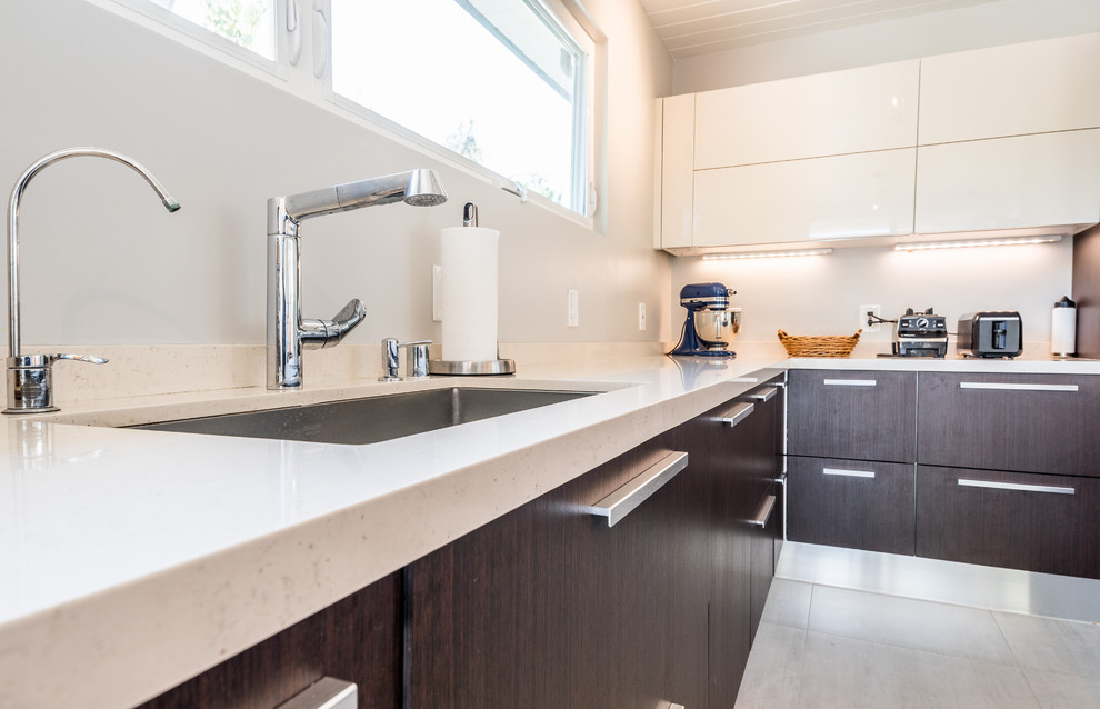 Arnold's Custom Homes, Kitchens, & Baths - Modern - Kitchen - San ...