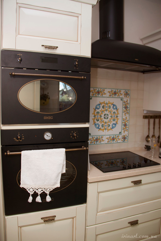 "Art de vivre" in ukrainian countryside - Traditional - Kitchen - Other ...