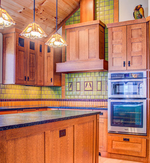 Arts and Crafts Kitchen Backsplash - Craftsman - Kitchen - Detroit - by ...