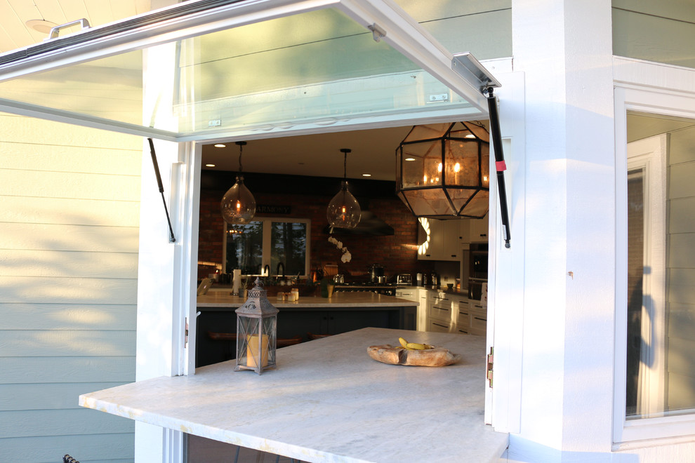 AT THE BEACH - Recent Photos Nationwide - Flip Out Windows - In 40 ...