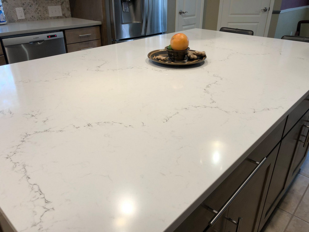 Austin - Misterio and Concreto Vicostone Kitchen - Traditional ...