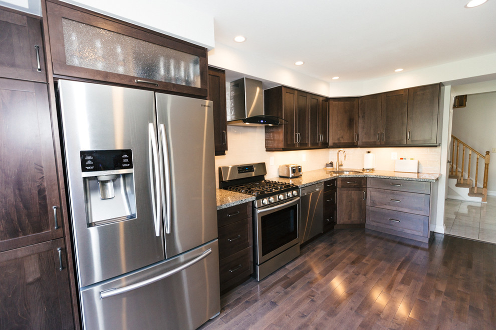 Bain Kitchen - Traditional - Kitchen - Toronto - by Karry Home ...