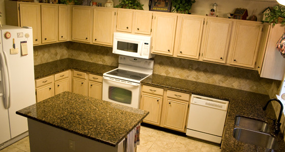 Baltic Brown Kitchen - Traditional - Kitchen - Austin - by JM Design ...