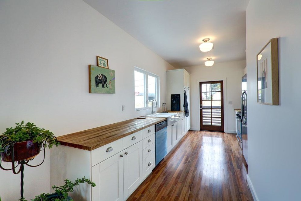 Bank Street - Kitchen - Los Angeles - by Fusion Windows and Doors | Houzz