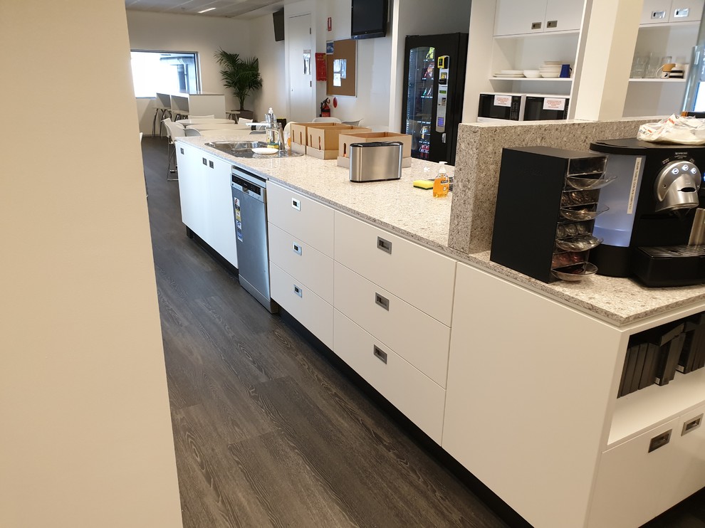 Barangaroo3 - Modern - Kitchen - Sydney - by AJB Kitchens | Houzz