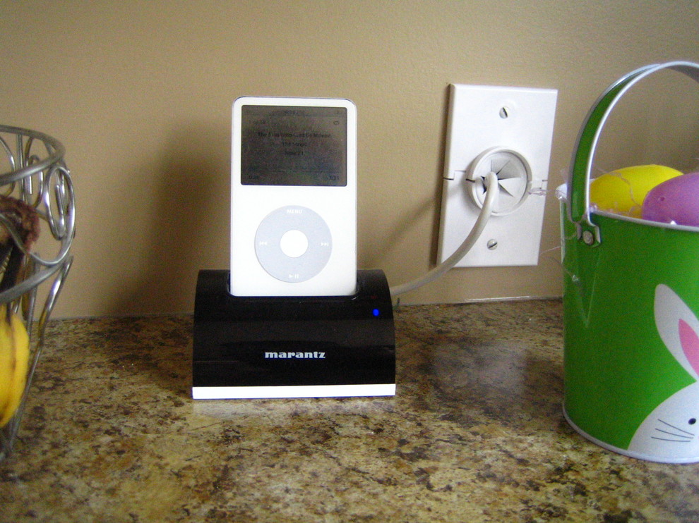 Basic Kitchen Audio - Contemporary - Kitchen - Toronto - by OMEGA Audio ...