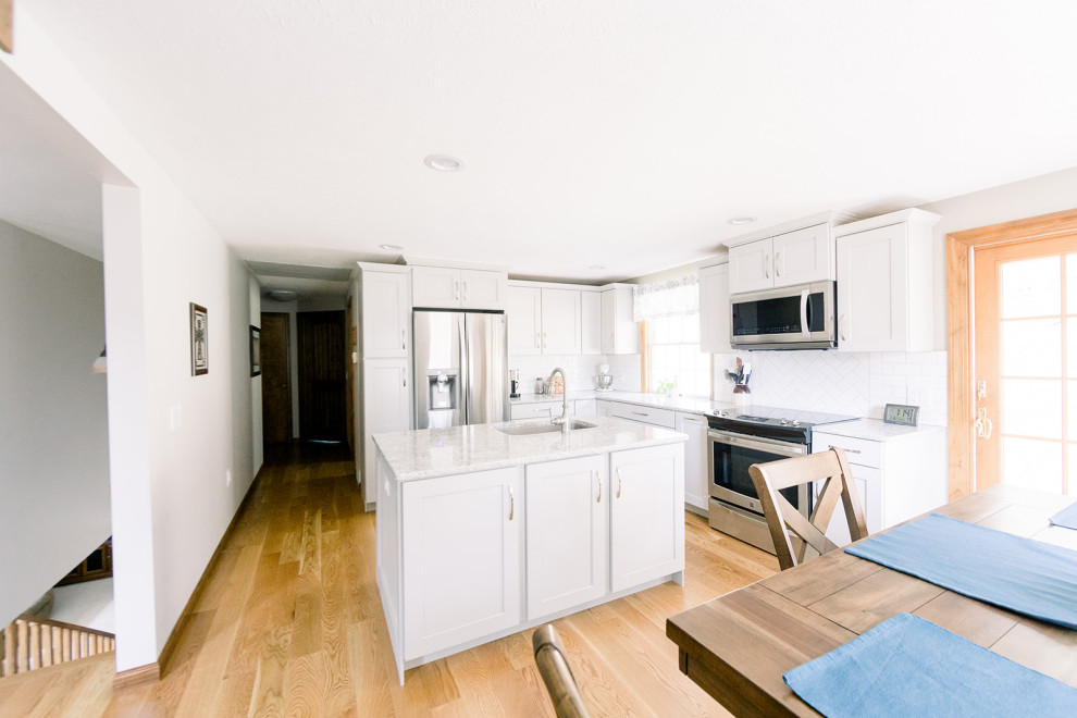 Batavia Kitchen Remodel - Kitchen - Cincinnati - by Siegel Design ...