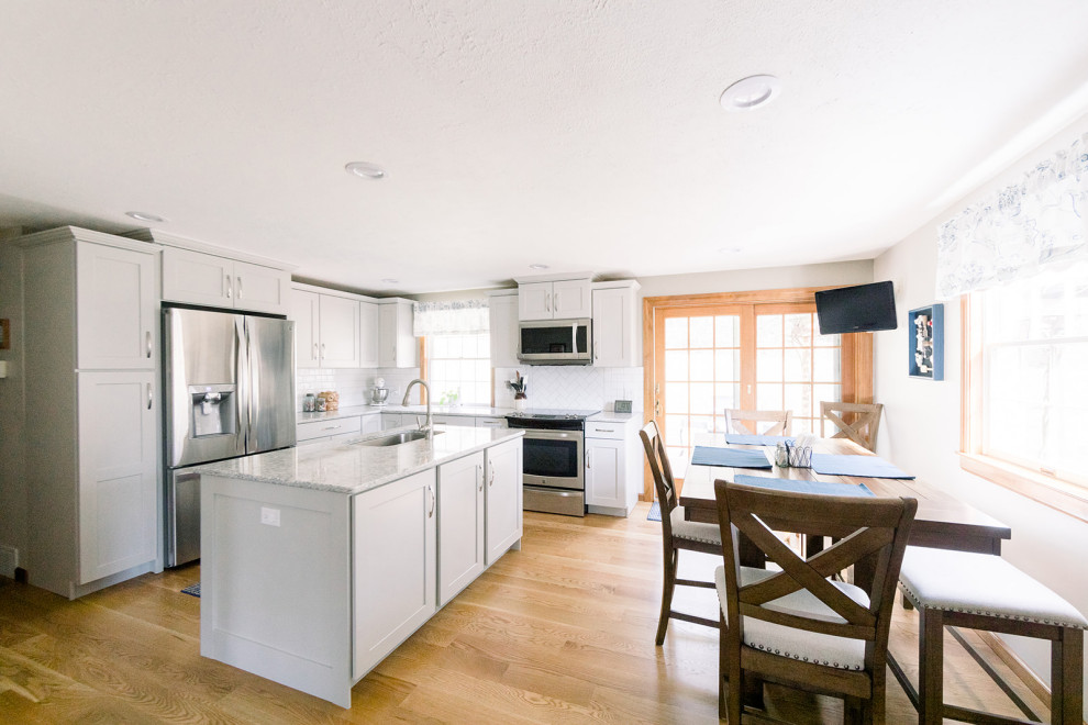 Batavia Kitchen Remodel - Kitchen - Cincinnati - by Siegel Design ...