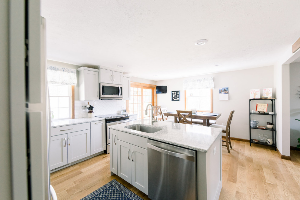 Batavia Kitchen Remodel - Kitchen - Cincinnati - by Siegel Design ...