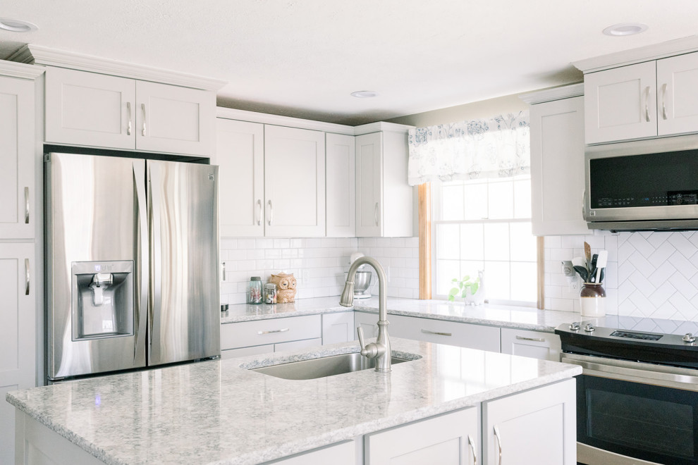 Batavia Kitchen Remodel - Kitchen - Cincinnati - by Siegel Design ...