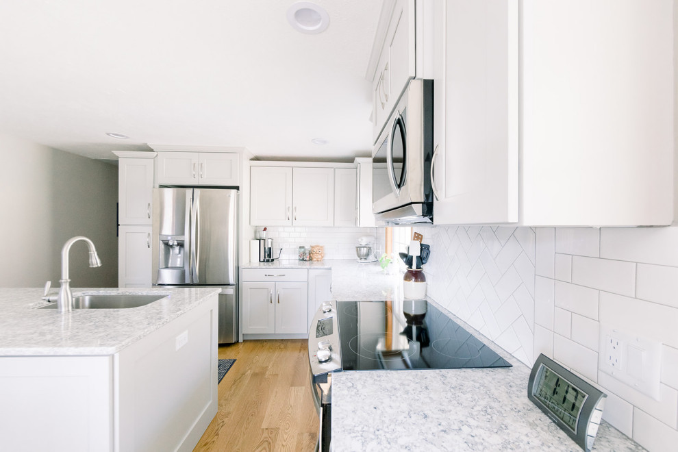 Batavia Kitchen Remodel - Kitchen - Cincinnati - by Siegel Design ...