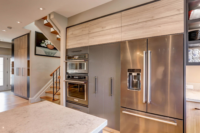 Bathurst Manor - Mainfloor Renovation - Contemporary - Kitchen ...