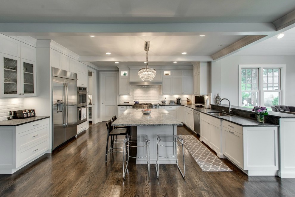 Bauer Transitional - Transitional - Kitchen - Chicago - by Siena Custom ...