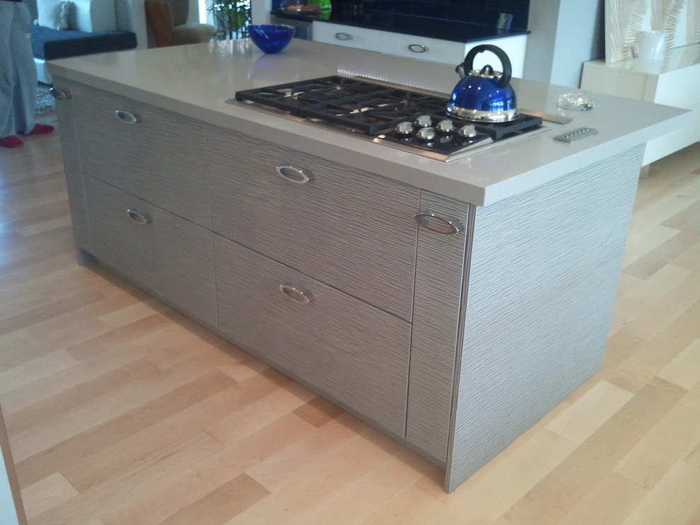 Bauformat Modern kitchen in Glendale - Contemporary - Kitchen - Los ...