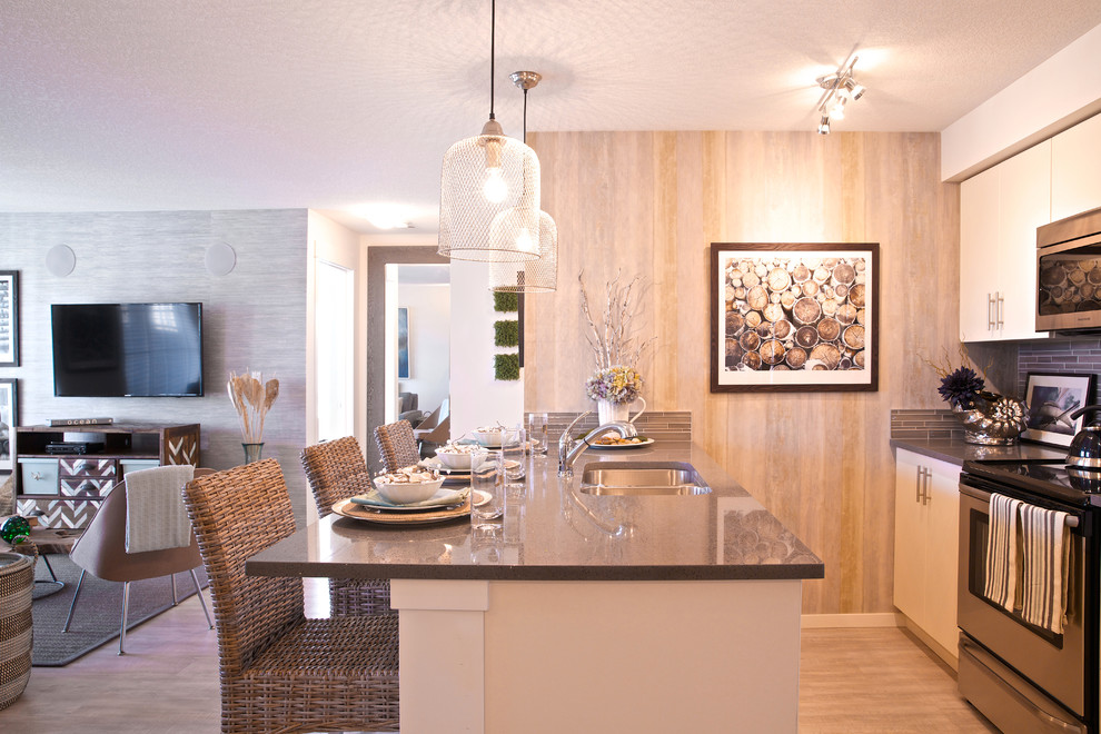 Beach Modern - Beach Style - Kitchen - Calgary - by ANA Interiors | Houzz