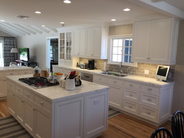 Beaded Face Frame Inset Doors Kitchen - Classique - Cuisine - Los ...