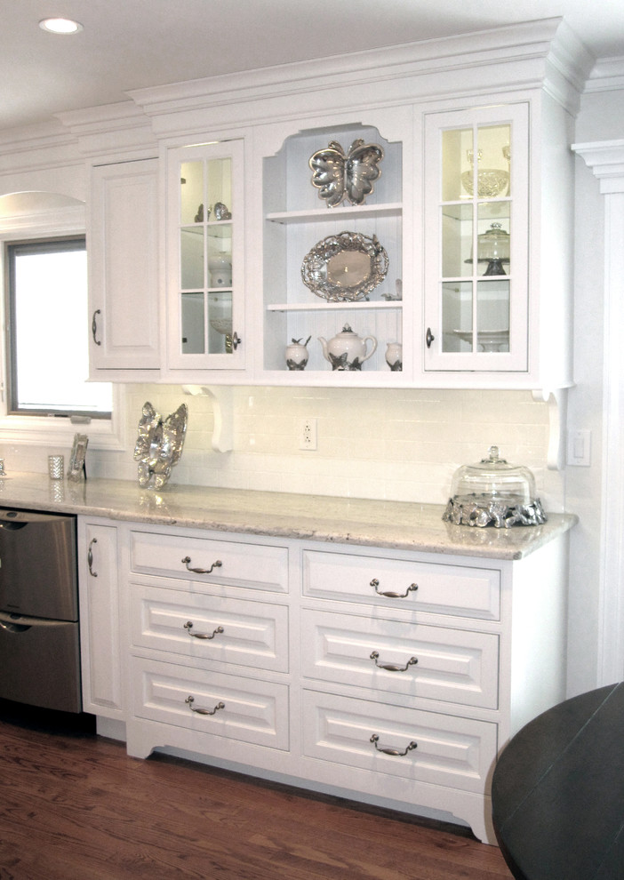 Beaded Inset w/ Durango Drawer Fronts - Traditional - Kitchen - Chicago ...