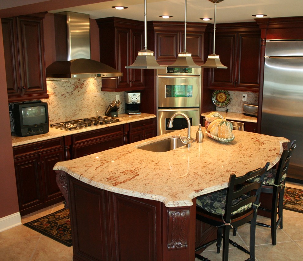 Beautiful Kitchens - Traditional - Kitchen - New York - by TRI-STATE ...