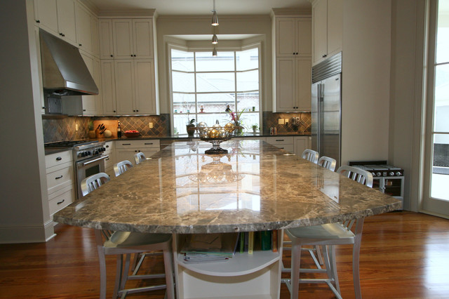Beautiful Maple Kitchen with Brookhaven Edgemont Recessed Door Panels ...
