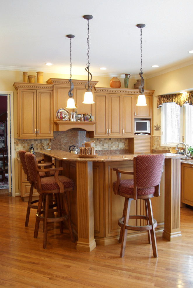 Beautiful Pendants over the high raised bar at Kitchen Island ...